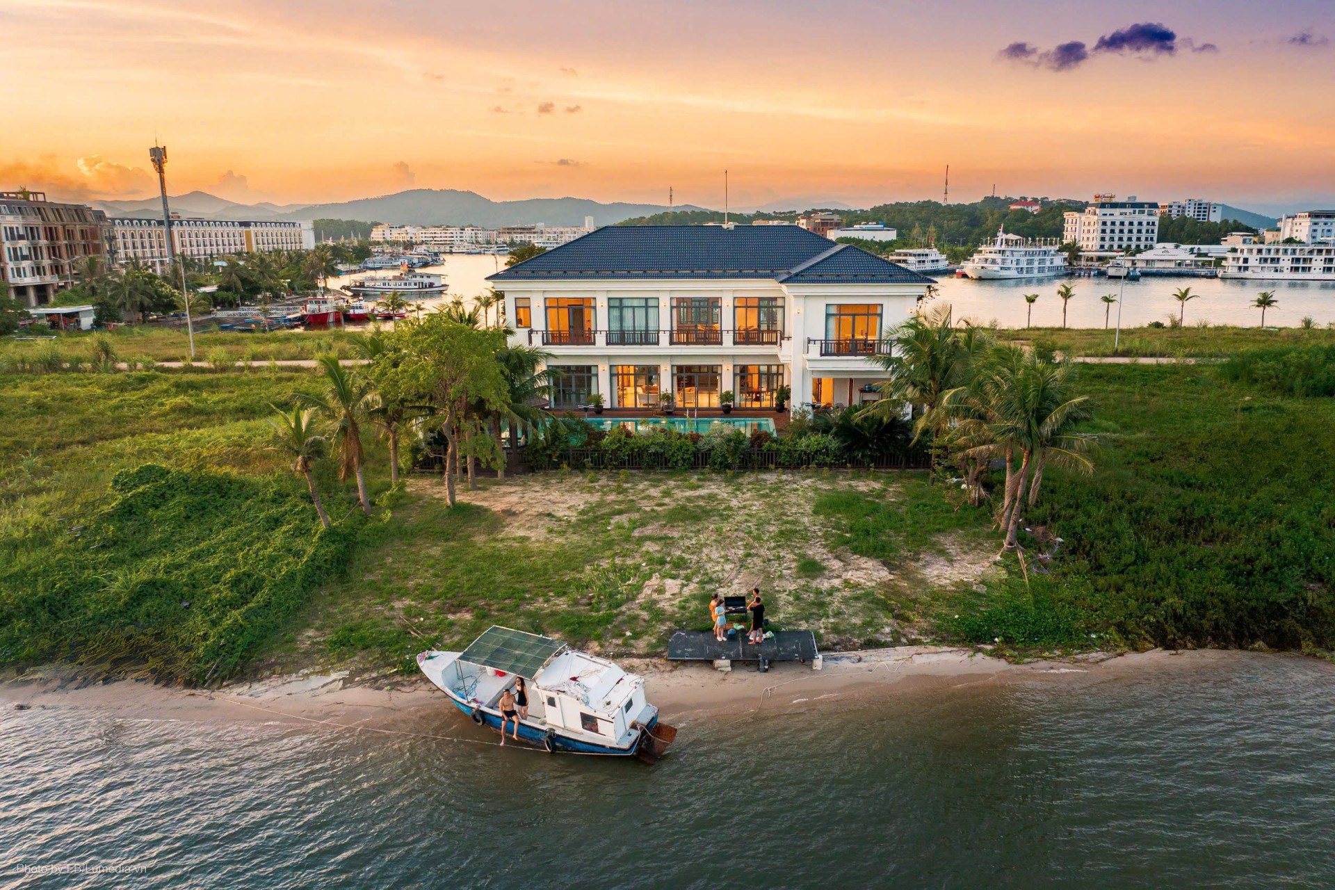 Viva Q03 - Sát biển VIP | Viva Trip